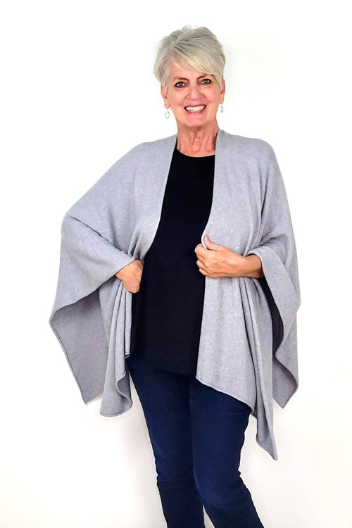Catherine Lillywhite Wrap – Three Wild Women
